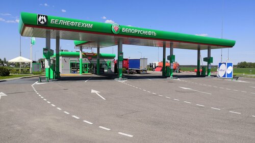 Benzin istasyonu Belorusneft, Grodnenskaya oblastı, foto