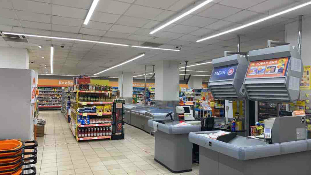 Süpermarket Dixy, Yaroslavl, foto