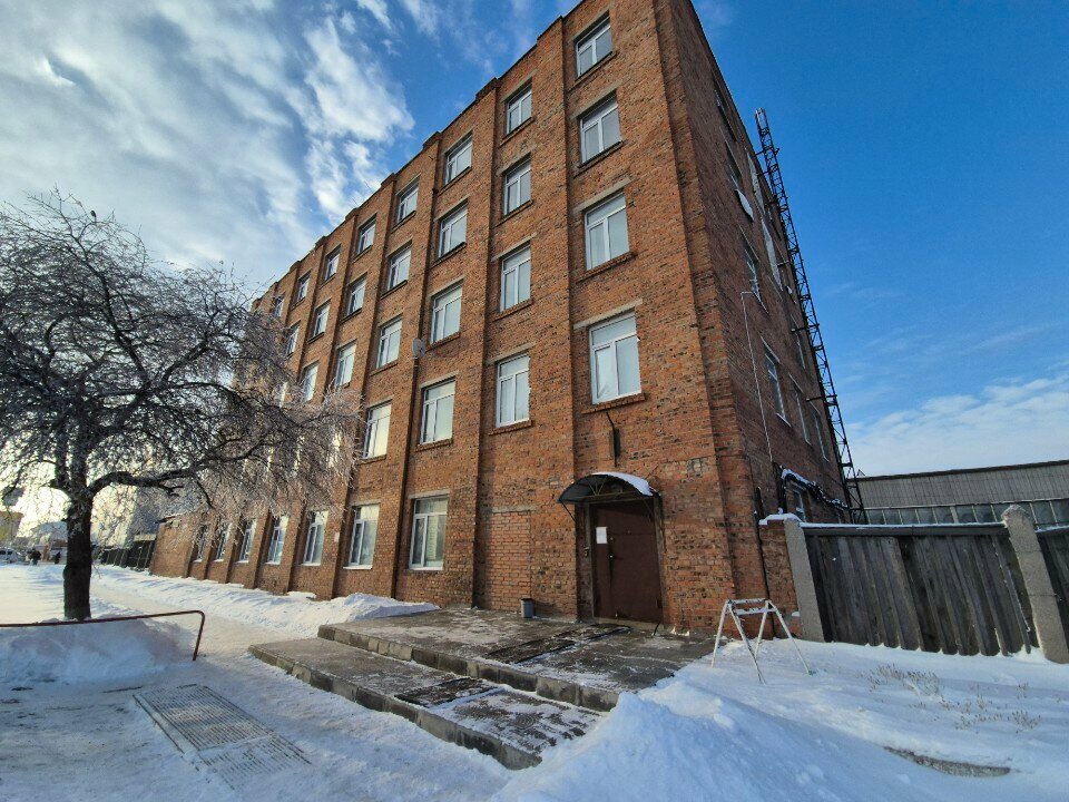 Çatı ve çatı materyalleri Stroystandart, Omsk, foto