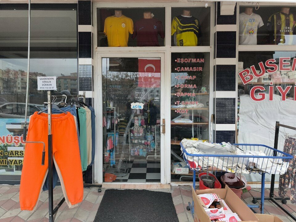 Giyim mağazası Busenur Eşofman, Ankara, foto