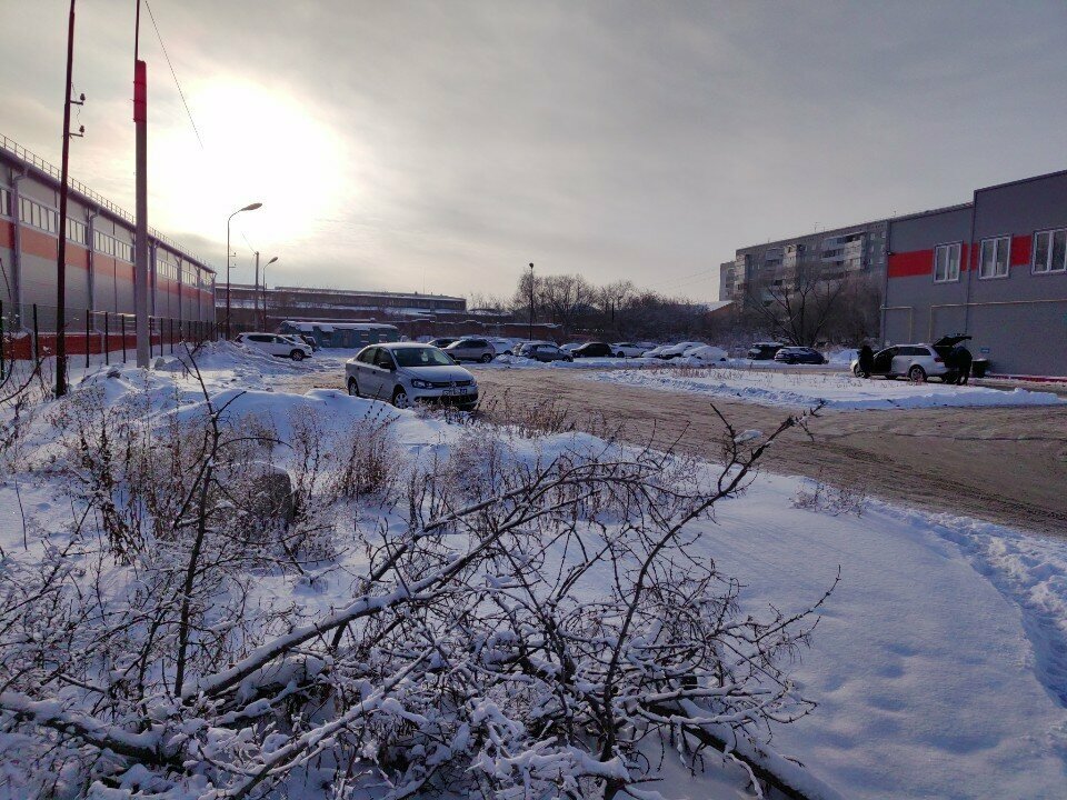 Geçiş noktaları, güvenlik kontrol alanı Автостоянка, Omsk, foto