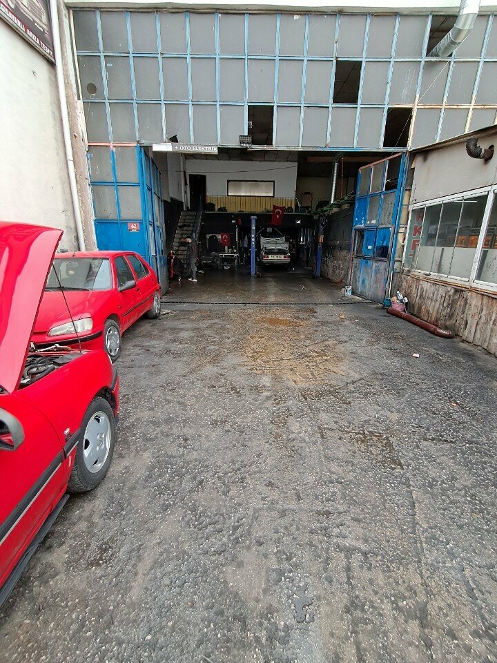 Otomobil servisi Adil Oto Tamir, Ankara, foto