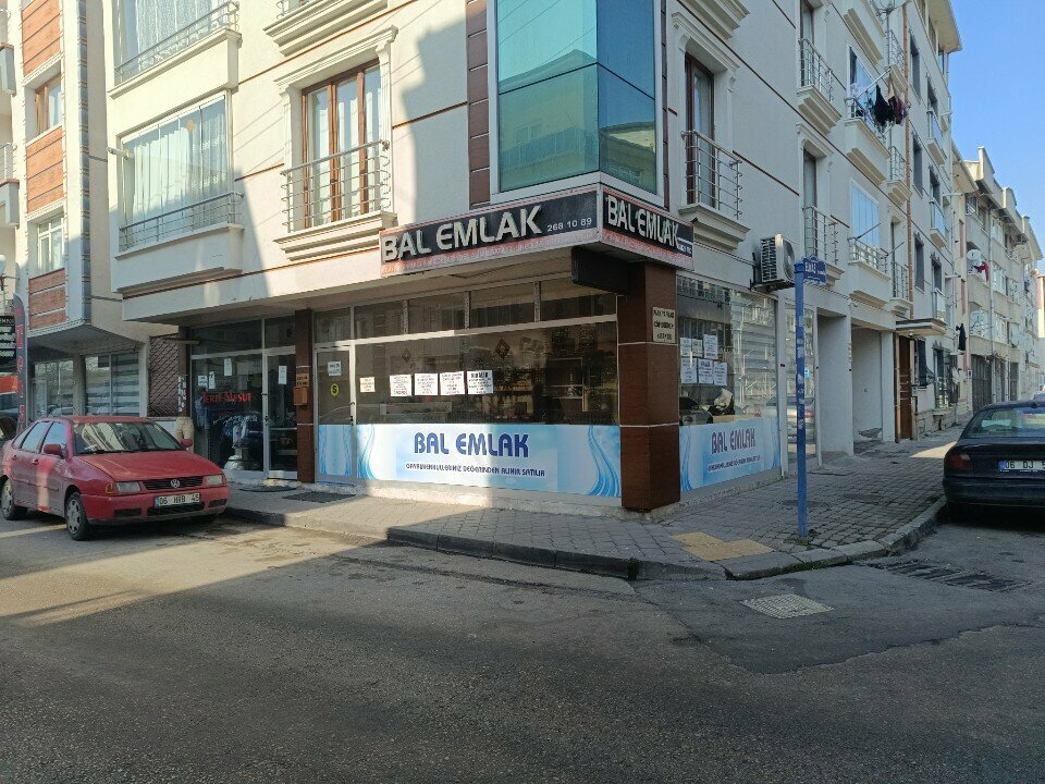 Emlak ofisi Bal Emlak, Ankara, foto