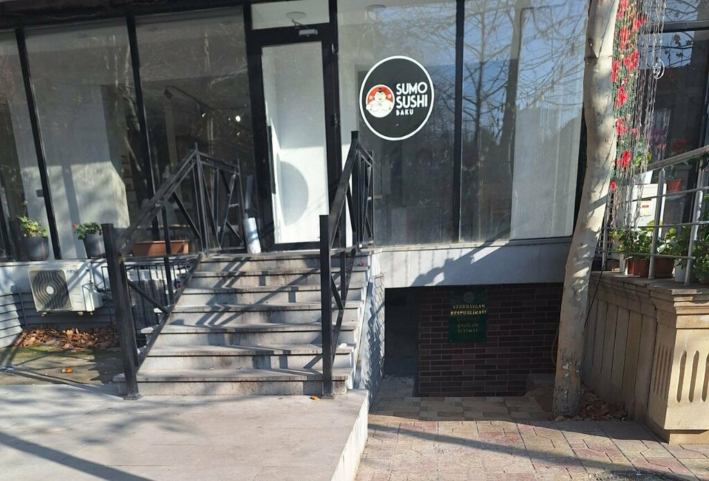 Suşi restoranı Sumo Sushi, Bakü, foto