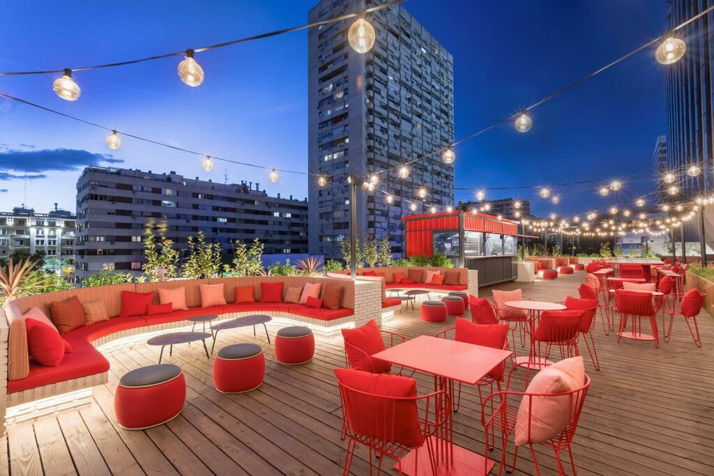 Otel Canopy by Hilton Madrid Castellana, Madrid, foto