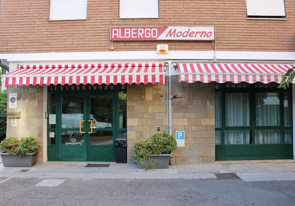 Otel Albergo Moderno, Modena, foto