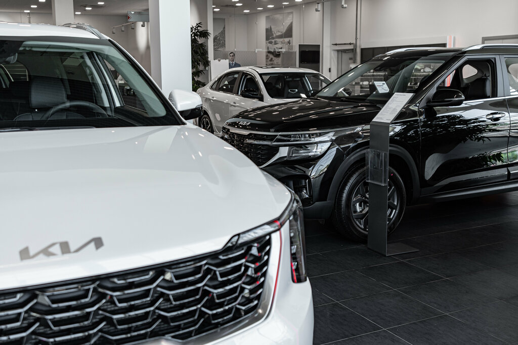 Otomobil satış galerileri Kia Рольф Сити, Moskova, foto