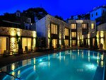 Lvzz Hotel (Muğla, Bodrum, Yokuşbaşı Mah., Akdeniz Cad., 4-1), otel  Bodrum'dan