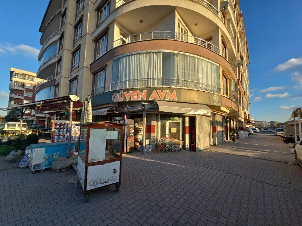 Market Güven Avm, Konya, foto