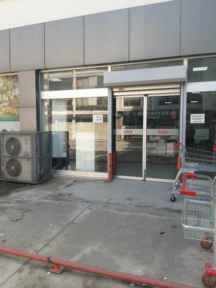 Toptan gıda mağazaları İzbakbay Anonim Şirketi, İzmir, foto