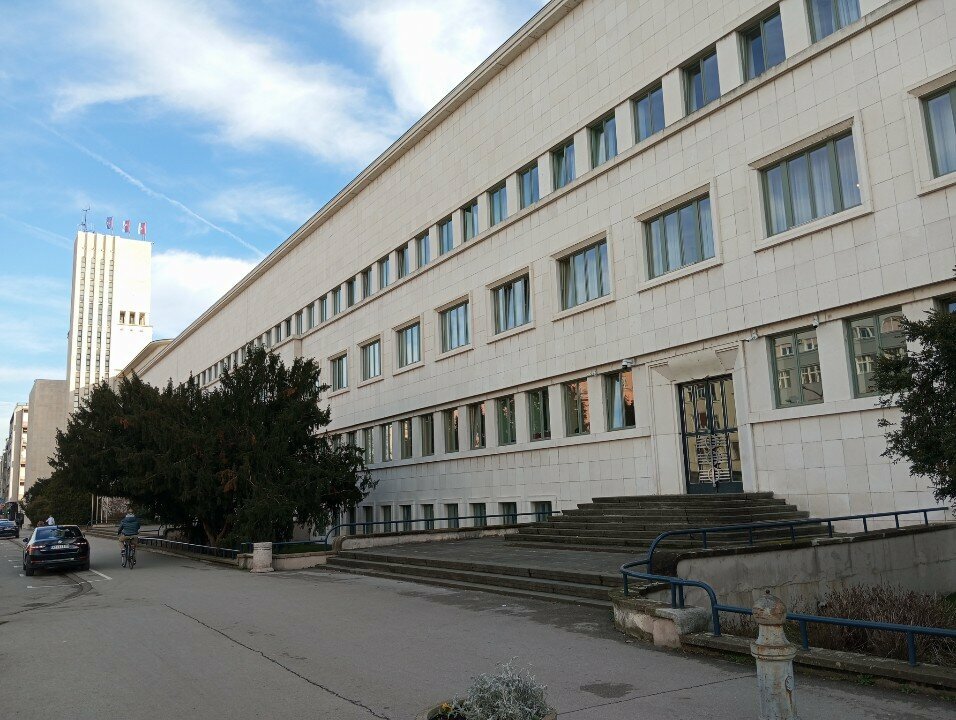 Devlet kurumları ve bakanlıklar Provincial Secretariat For Education, Regulations, Administration And National Minorities – National Communities, Novi Sad, foto