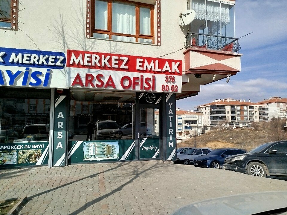 Emlak ofisi Merkez Emlak, Ankara, foto