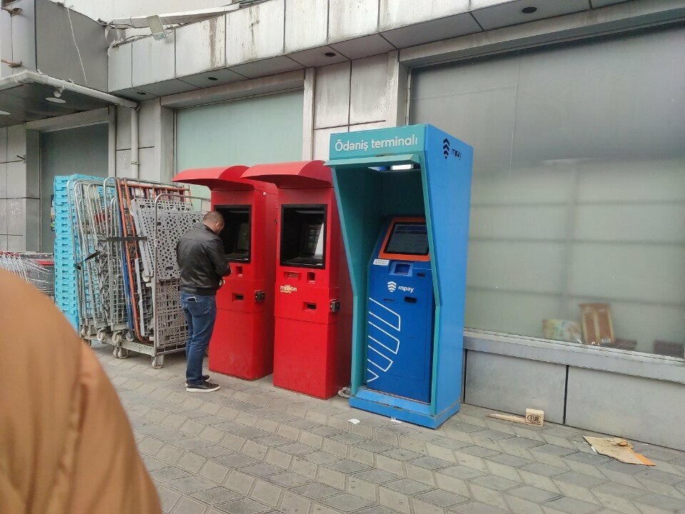Ödeme terminali MilliÖn, Bakü, foto