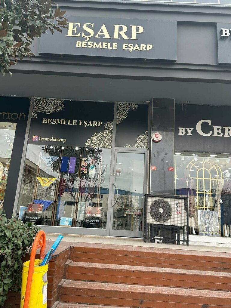 Giyim mağazası Besmele Eşarp, Beylikdüzü, foto