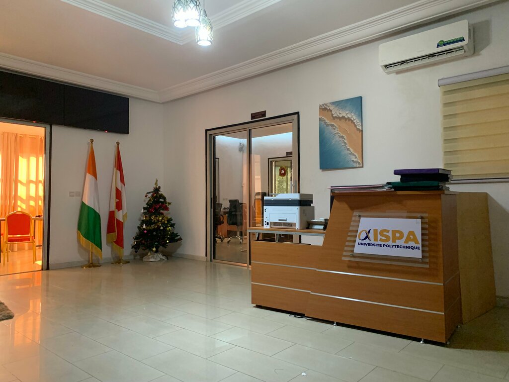 Üniversiteler Ispa Polytechnic University, Abican, foto