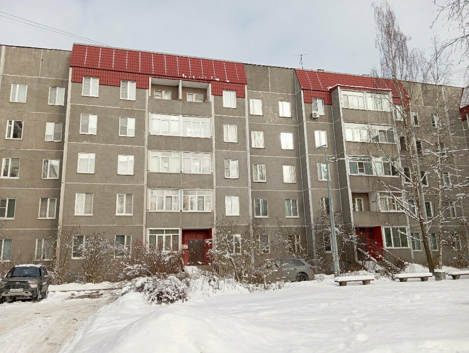 Bina, site yönetimi ТСЖ Пионер, Krasnoye Selo, foto