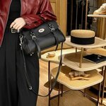 Zhdanova shop (Admiral Kornilov street No:11), çanta ve valiz mağazaları  Staritsa'dan