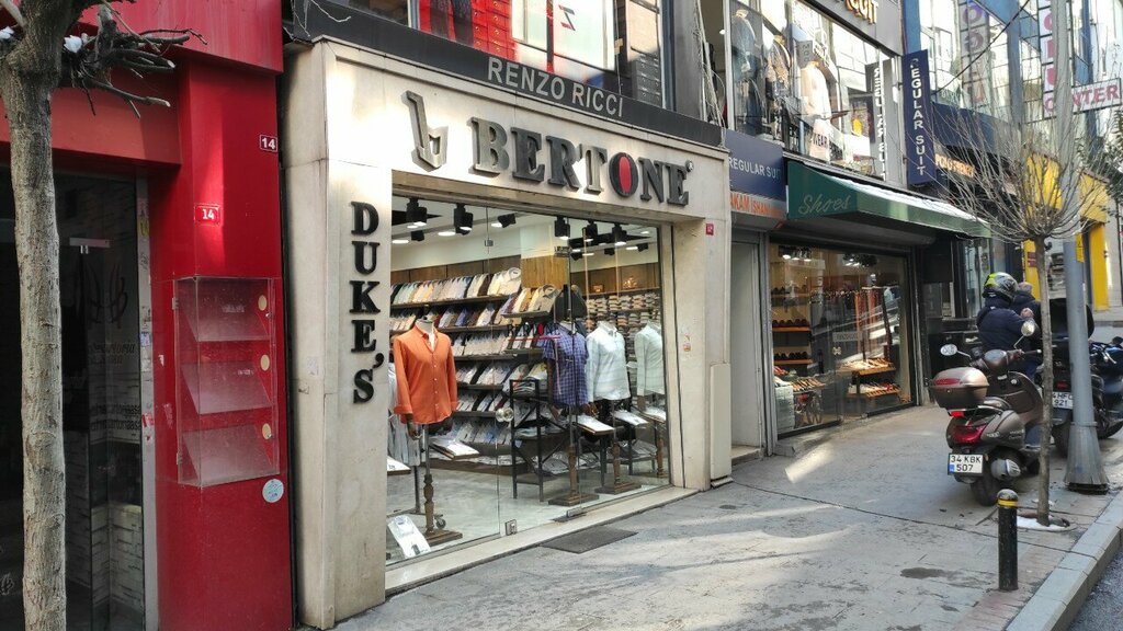 Giyim mağazası Bertone, İstanbul, foto