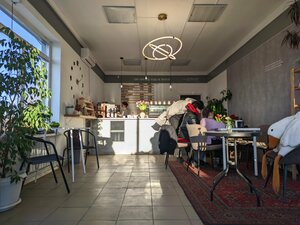 Kahve dükkanları Гори Ясно, Kameşkovo, foto