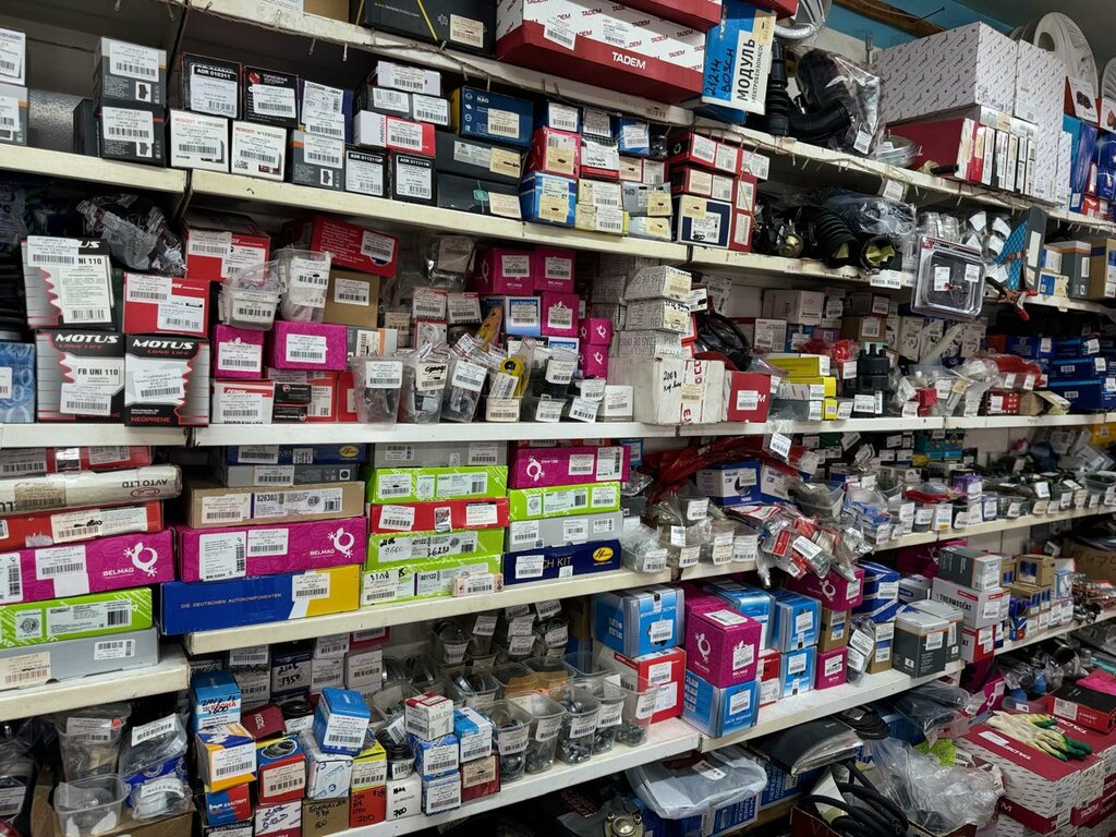 Otomobil yedek parçaları Автосфера, Omsk, foto