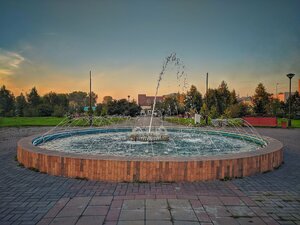 Fountain (Kemerovo — Kuzbass Region, Anzhero-Sudzhensk, bulvar Shakhtyorov), çeşme  Anjero‑Sudjensk'ten