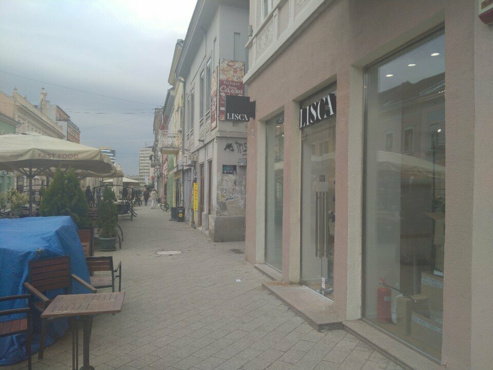 Giyim mağazası Lisca, Novi Sad, foto