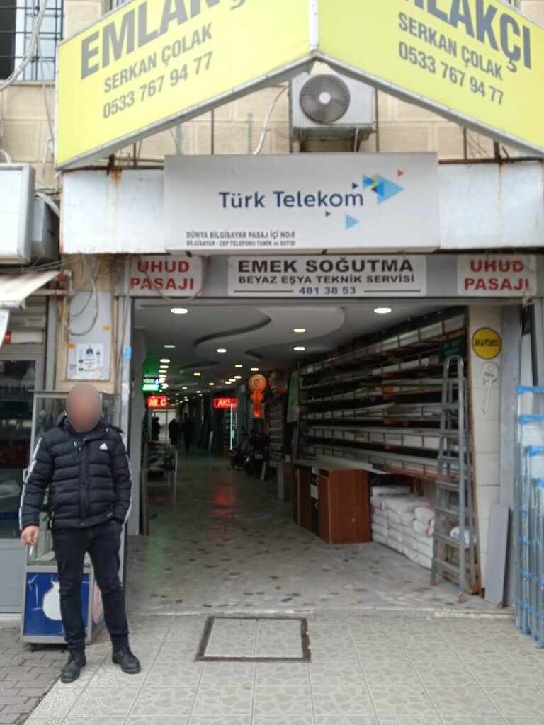 Bilgisayar teknik servisleri Dünya Bilgisayar, İstanbul, foto