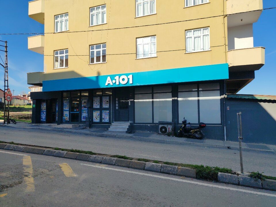 Süpermarket A 101, İstanbul, foto