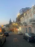 Sunny (Isnis Street No:8), otel  Tiflis'ten