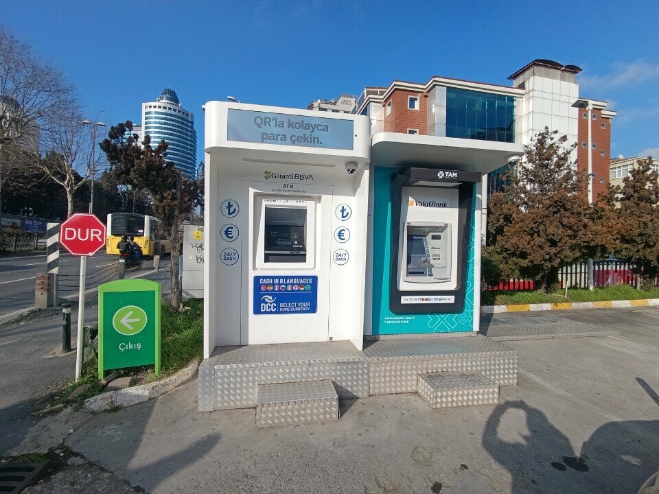 ATM'ler Vakıfbank ATM, İstanbul, foto
