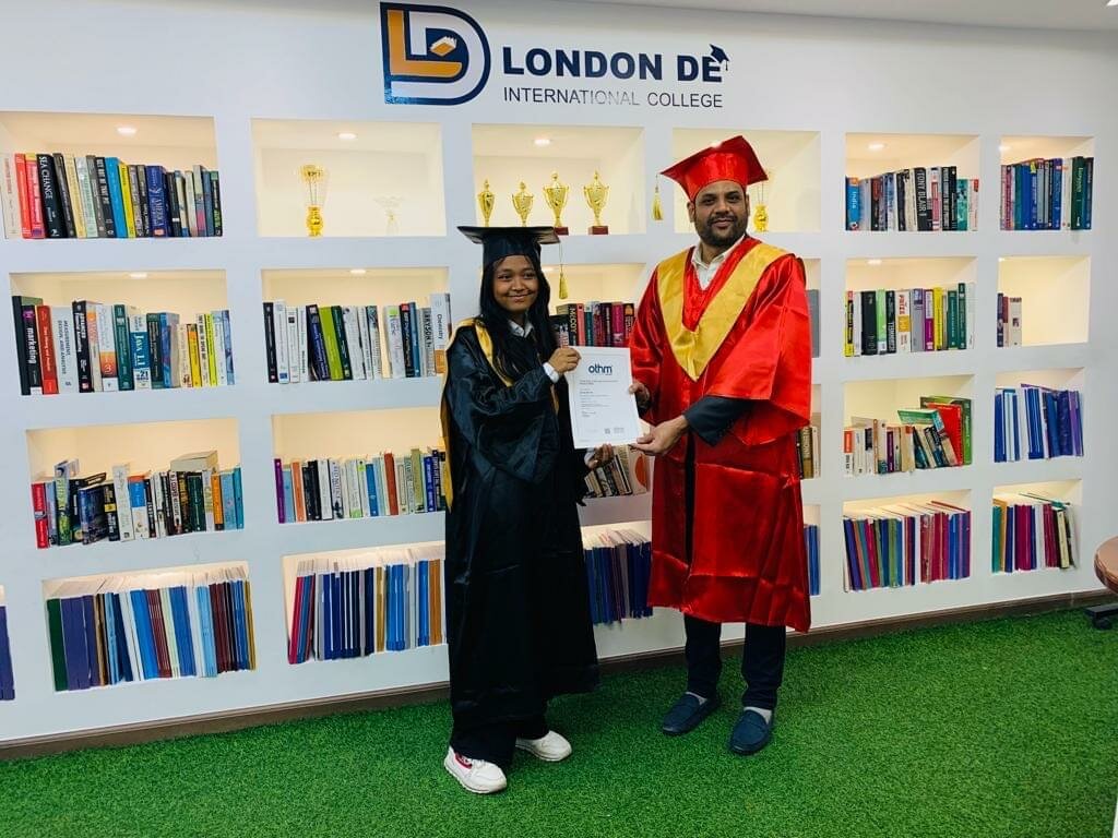 Yüksekokul London De International College, Sharjah, foto