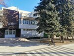 Liceul Teoretic N. V. Gogol (strada Alexei Șciusev No:90), lise  Kişinev'den