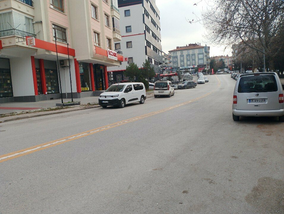 Eczaneler Karapürçek Esentepe Eczanesi, Ankara, foto