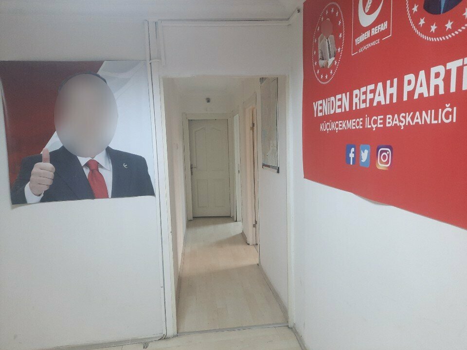 Siyasi partiler Yeniden Refah Partisi Küçükçekmece İlçe Başkanlığı, İstanbul, foto