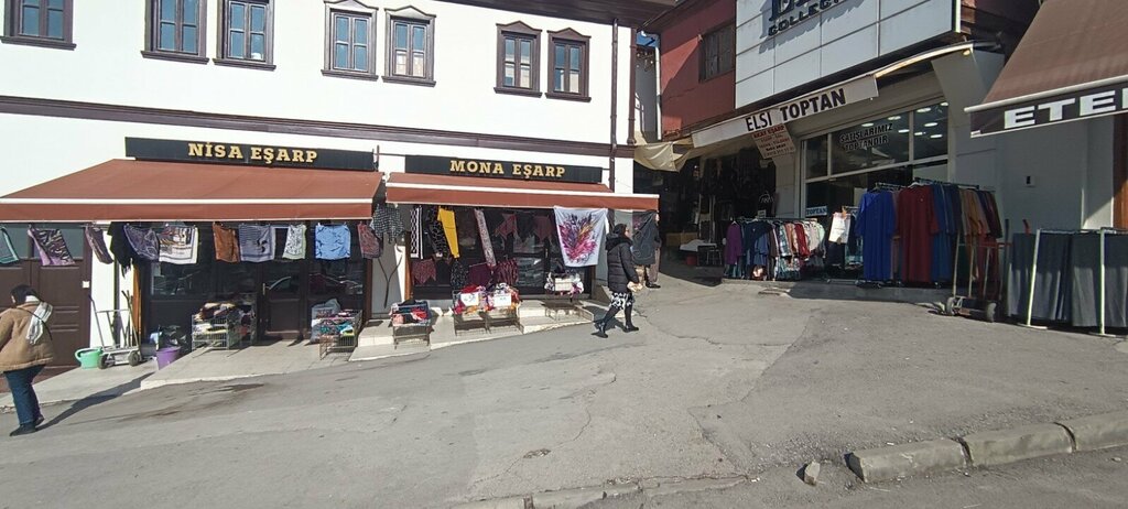 Giyim mağazası Mona Eşarp, Ankara, foto
