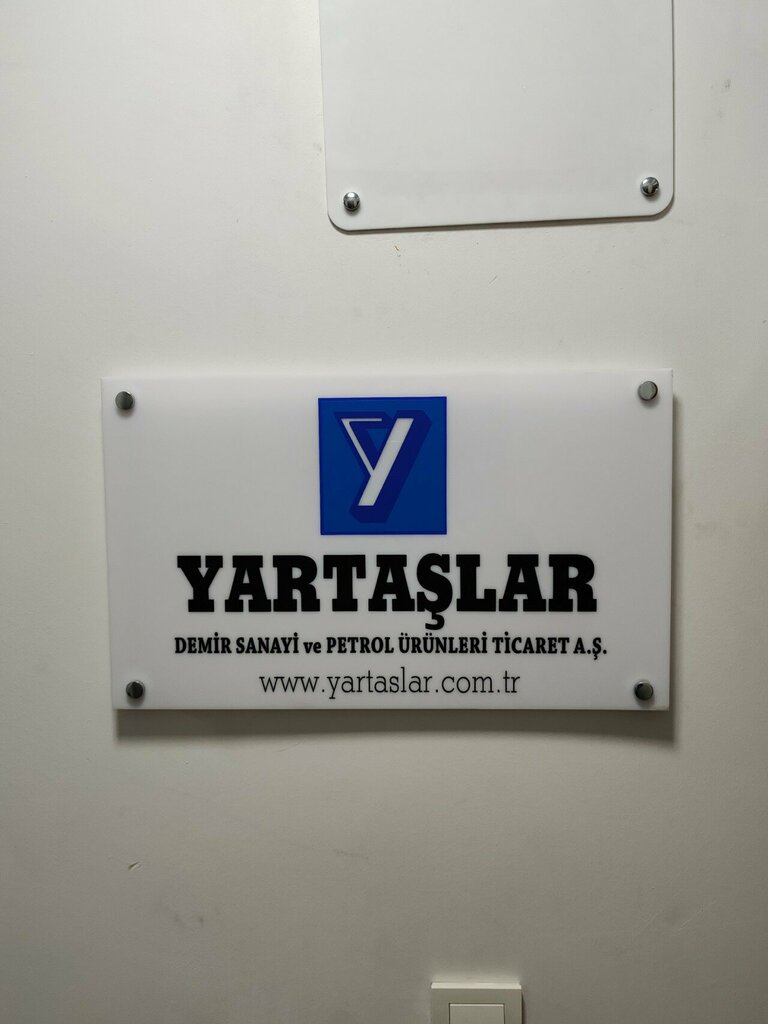 Demiryolu inşaatı ve tamiri Yartaşlar Demir Sanayi ve Petrol Ürünleri, İstanbul, foto