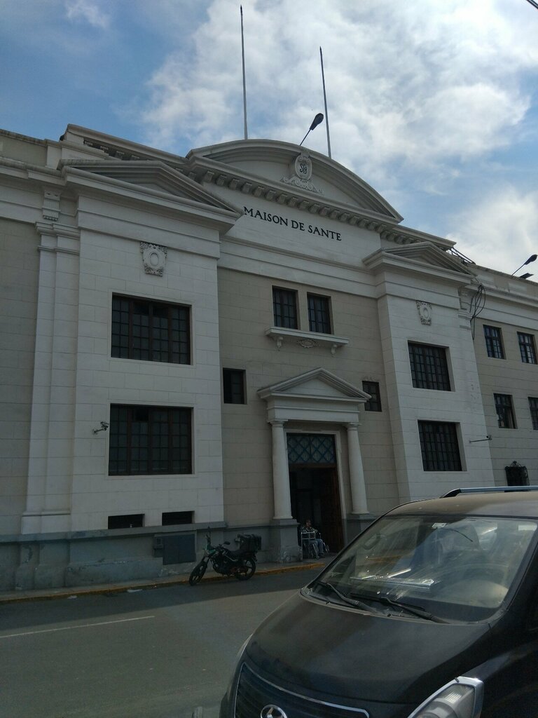 Hastaneler Clinica Maison de Sante - Centro de Lima, Lima, foto