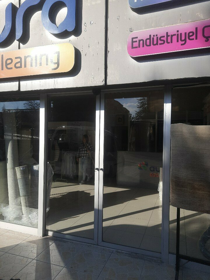 Kuru temizlemeciler Aura Dry Cleaning, Ankara, foto