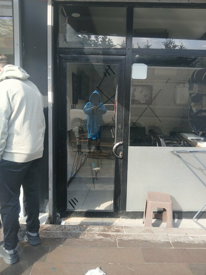 Berberler Sezer Erkek Kuaförü, İstanbul, foto