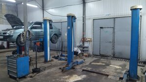 Автосервис (Zheleznodorozhnaya ulitsa No:16, posyolok gorodskogo tipa Oparino), otomobil servisi  Kirovskaya oblastından