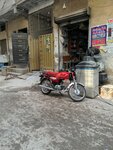 Home (Province of Punjab, Lahore, Dhana Singh Wala), adlandırılmış bina  Lahor'dan