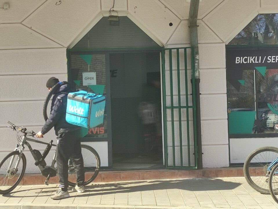 Bisiklet mağazaları Balance, Novi Sad, foto
