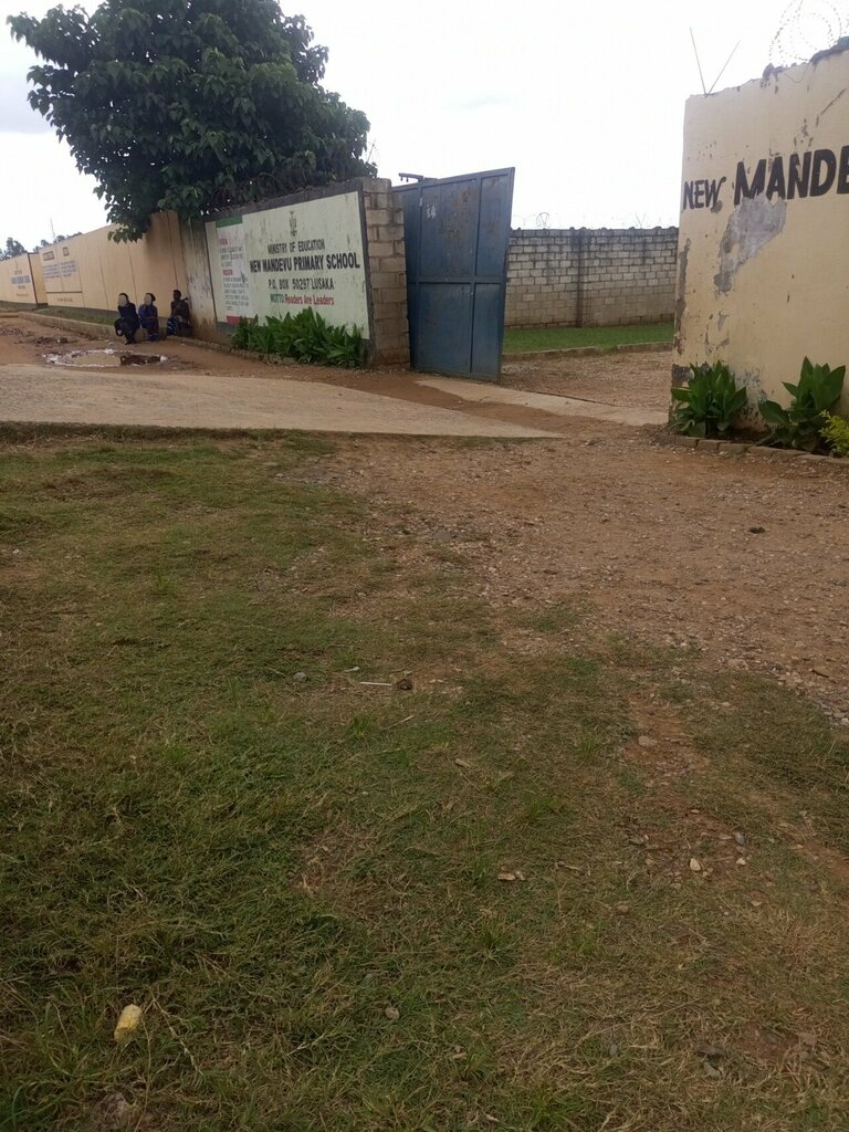 i̇lkokul New Mandevu Primary School, Lusaka, foto