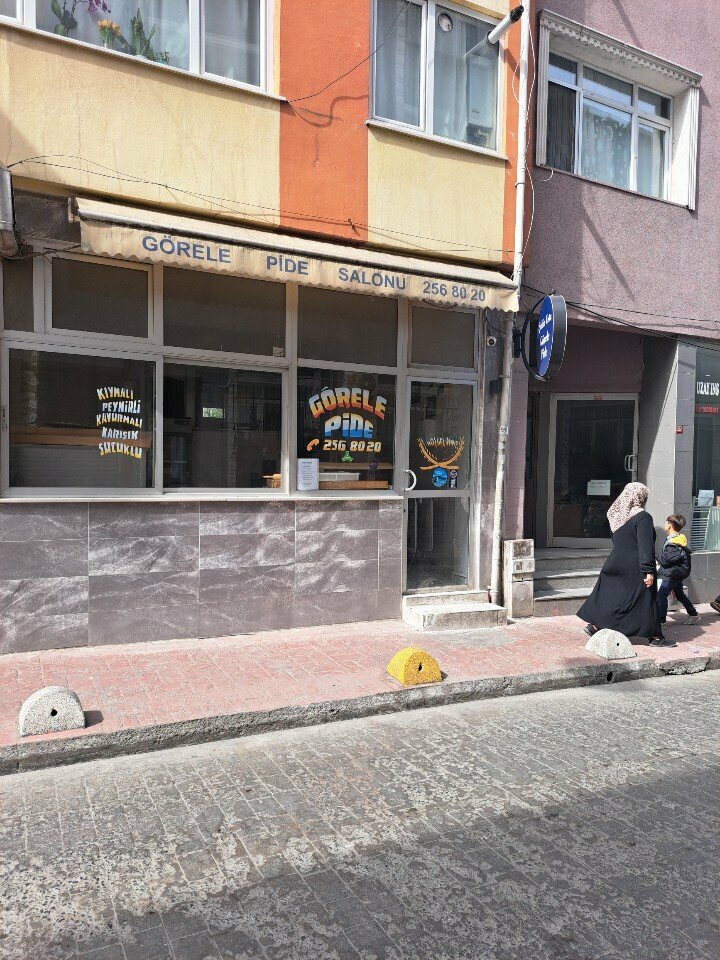 Restoran Şakir Usta Görele Pide Salonu, İstanbul, foto