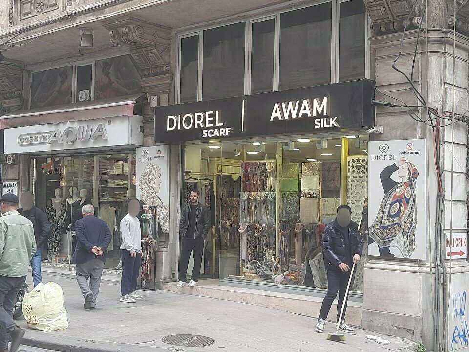 Kumaşçılar Diorel scarf, İstanbul, foto