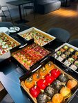 Два Шефа (Ussuriyskaya ulitsa No:1), hazır yemek teslim servisleri  Vladivostok'tan