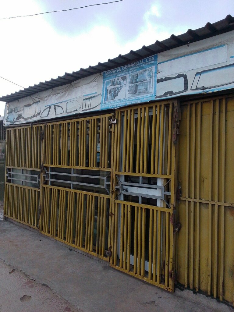 Oto aksesuarları Marsyke comercial lda, Loanda, foto