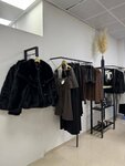 Mona Store (Pribaltiyskaya ulitsa No:33А), giyim mağazası  Kogalym'dan
