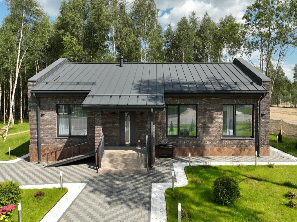 Yapı malzemeleri pazarı Stroy Kompleks, Nevyansk, foto