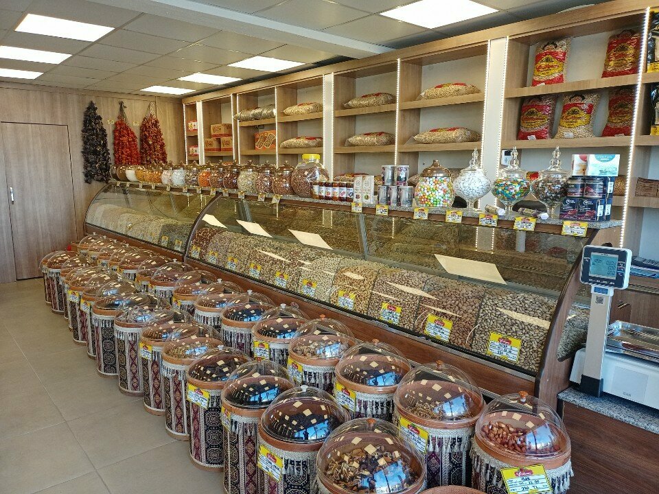 Kuruyemiş, atıştırmalık, kuru meyve Yeşilçam Kuruyemiş, Antalya, foto